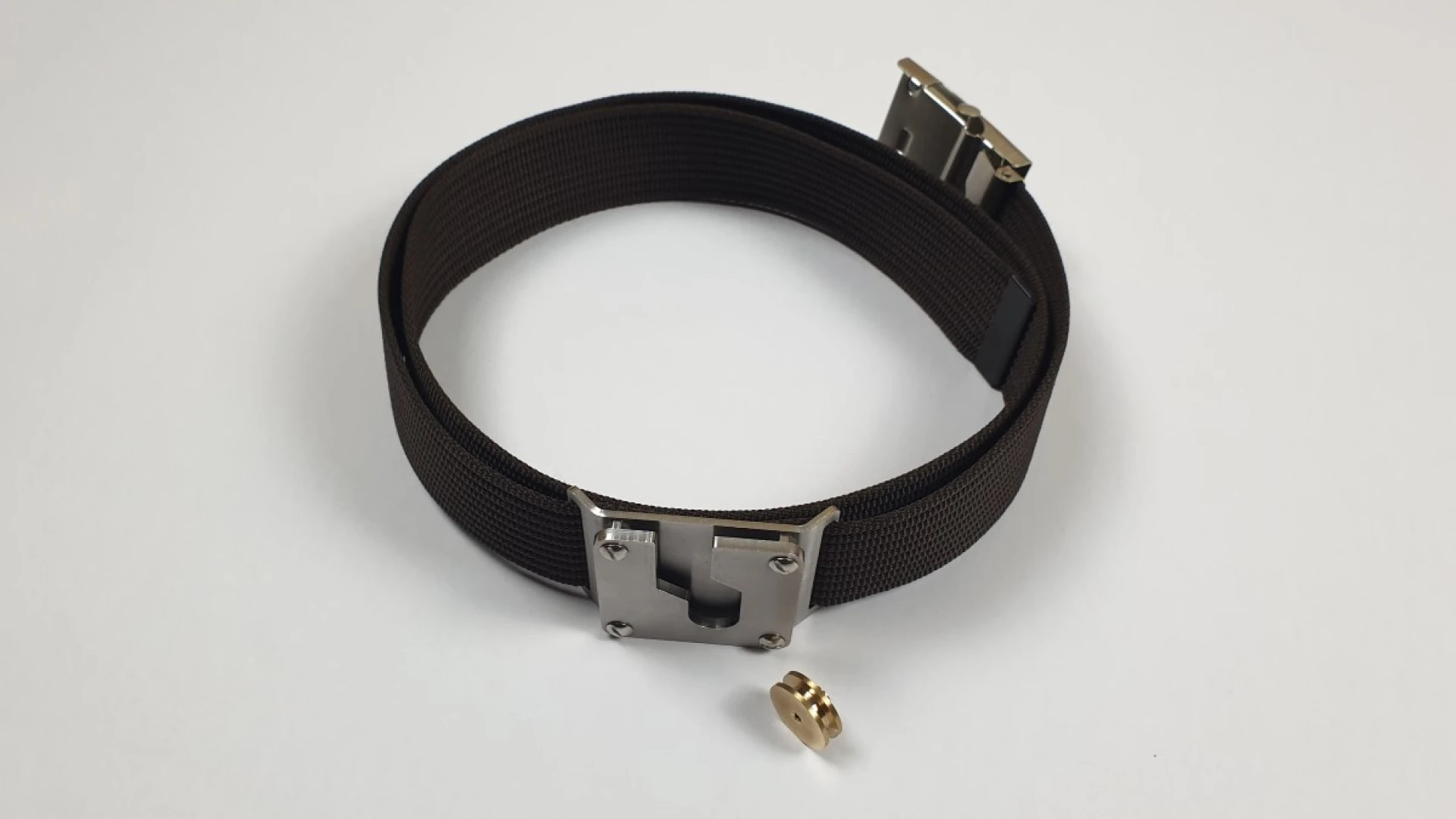 See Belt Clip • STUNTSABERS.EU